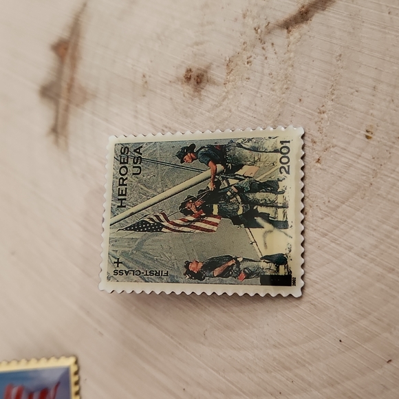 USPS | Accessories | Set 2 Usps Design Pins Heroes 20 911 Honoring ...